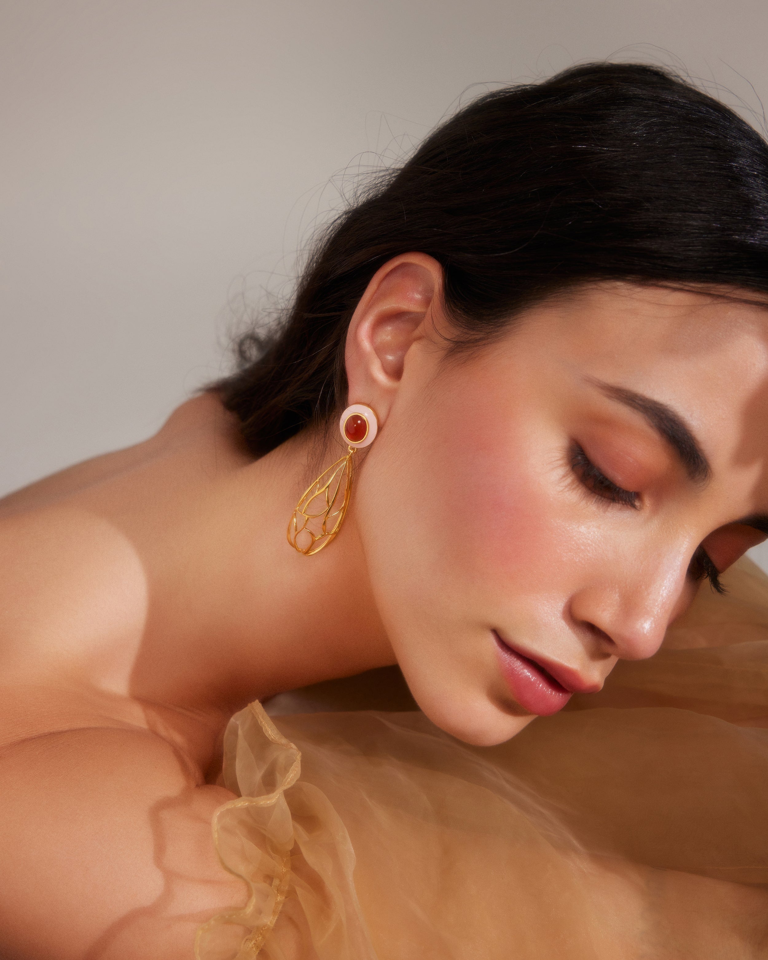 SUN KISSED SECRETS EARRINGS – shop.mirakin.com